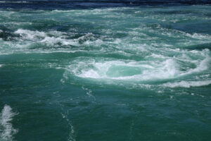 Naruto whirlpools (Naruto no Uzushio) are very powerful!