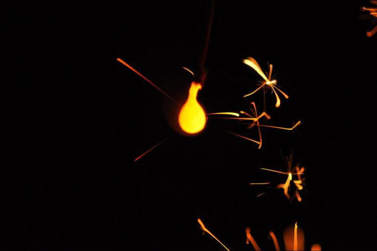 Senko hanabi - a type of Japanese handheld fireworks