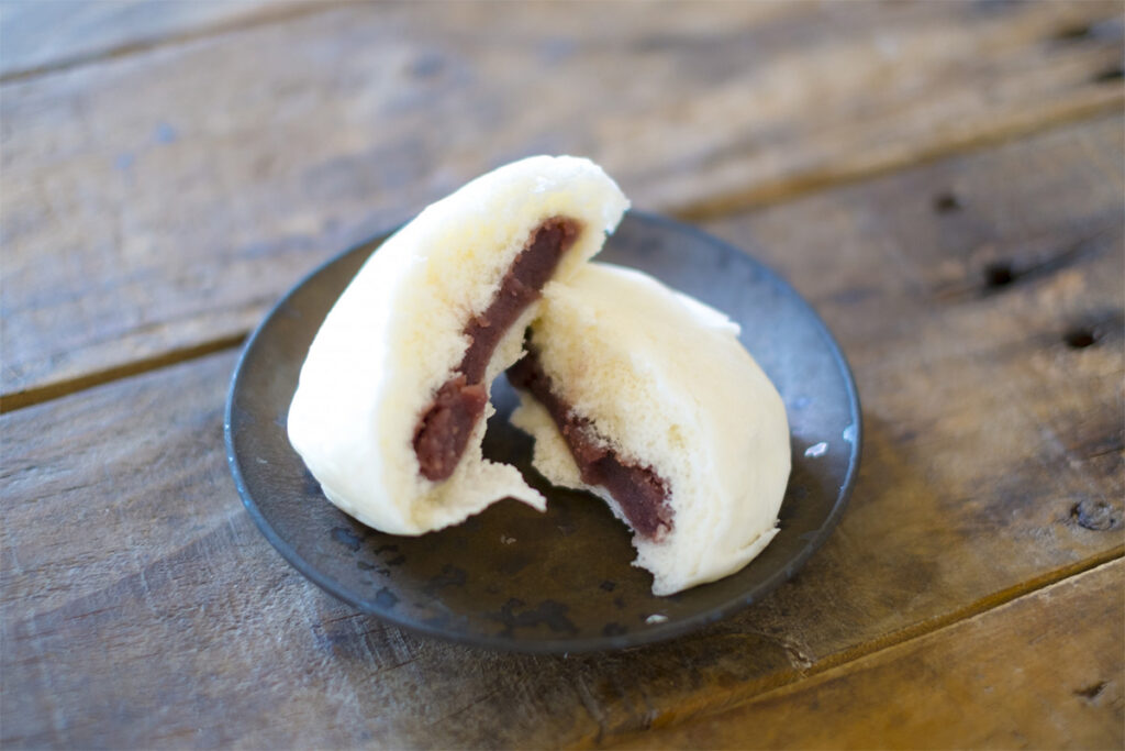 What is Manju in Japanese?