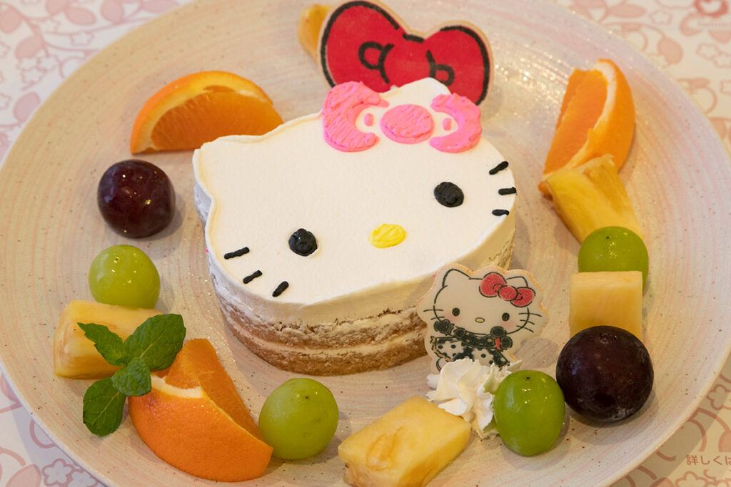 Hello Kitty Resort! AWAJI HELLO KITTY APPLE LAND